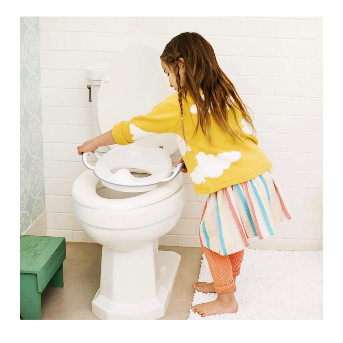 Munchkin Sturdy Potty Training Seat - Little Beach Bum - Baby Gear Rentals